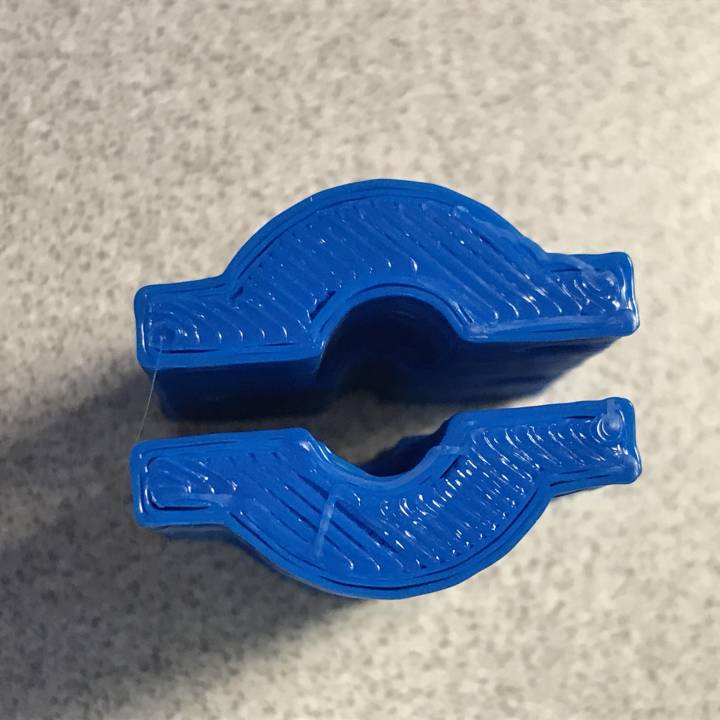 3D Printable 5mm to 8mm Coupler by Tyler Keller