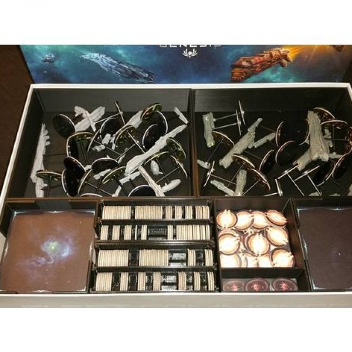 3D Printable Fleet Commander board game insert box by Davy ChtiteBarbe