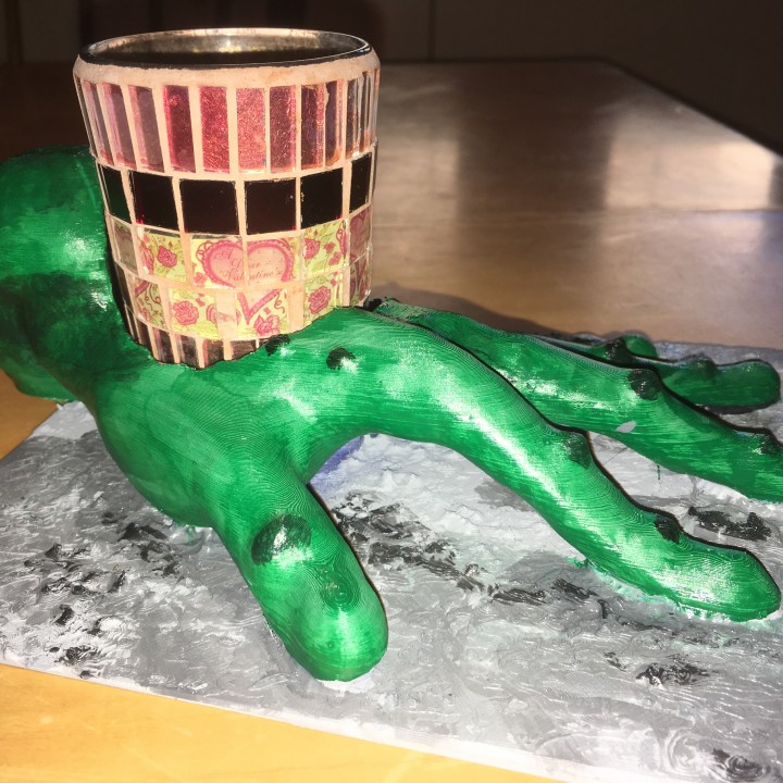 3D Printable Alien Candle Holder by Patrick Cannon