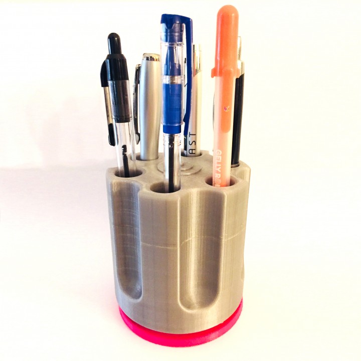3D Printable Gun Cylinder pen holder by Adam Gustavsson
