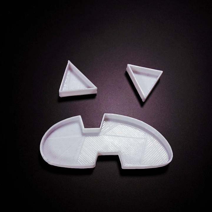 3D Printable Pumpkin hole punch by Colton James Ballow