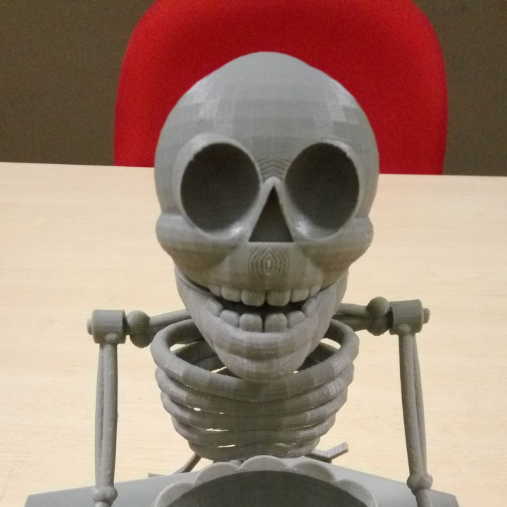 3D Printable Laughing Skeleton by Fasya Daud