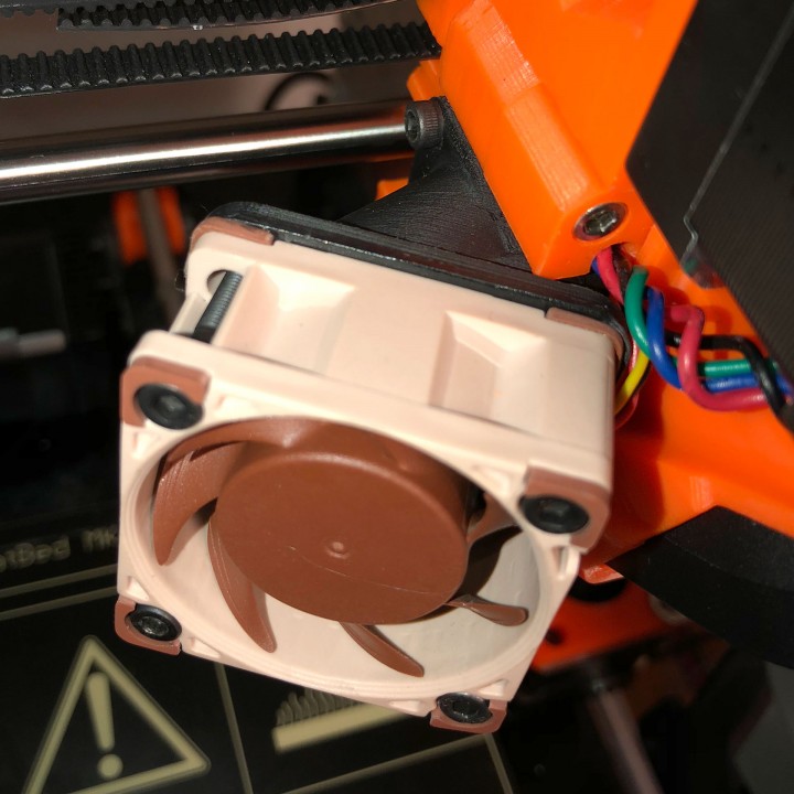 3D Printable MK2 Extruder Fan 40mm Adapter by Stephan Park