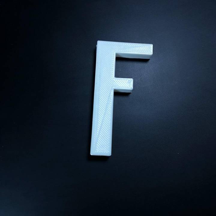 3D Printable Letter F by Florian Painchart