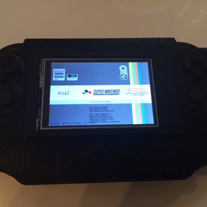 3D Printable Handheld Recalbox by Matthieu