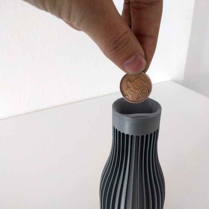 3D Printable MONEY BOX 01 - STRAIGHT by Martin Žampach