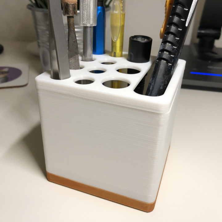 3D Printable Modular Desk Organizer by Duncan Smith