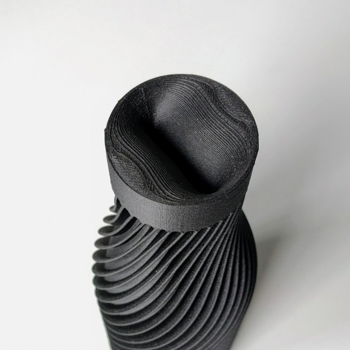 3D Printable MONEY BOX 01 - SPIRAL by Martin Žampach