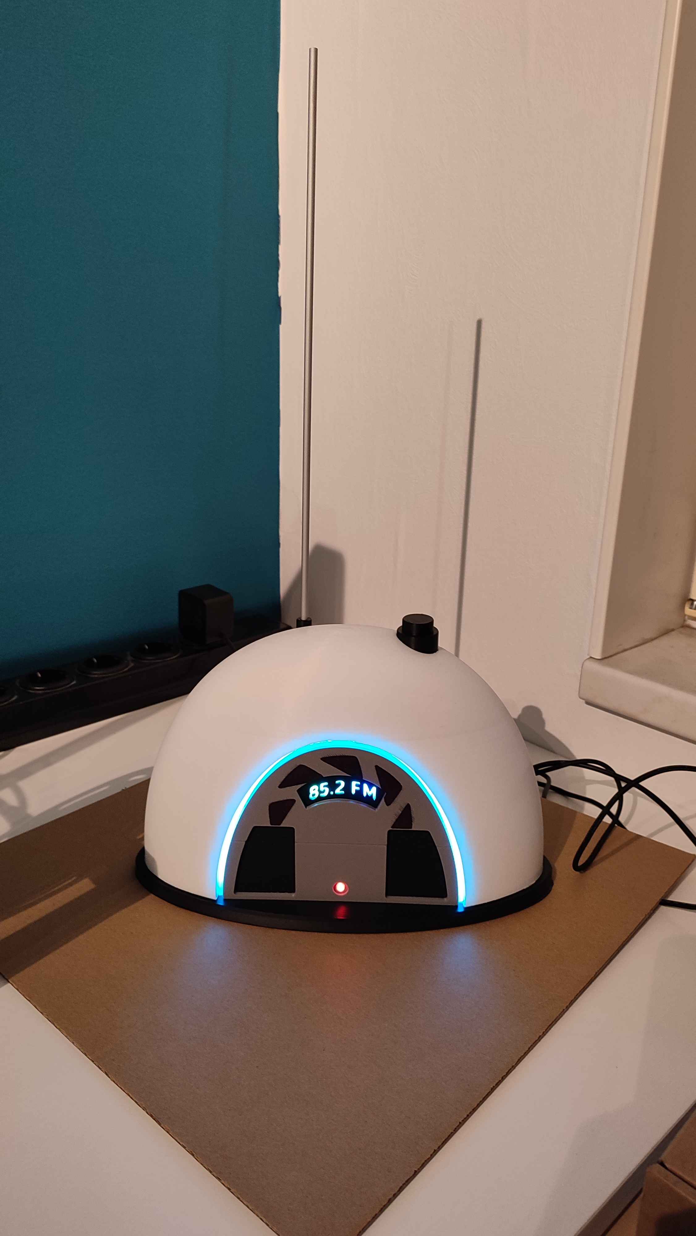 3D Printable Portal radio by Alex I