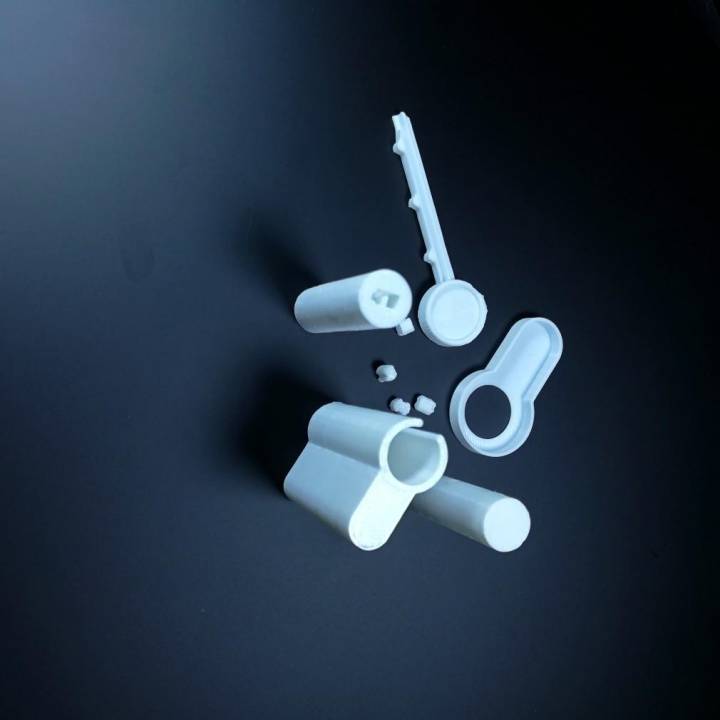 3D Printable Flexible Key and Curved Lock Channel by Nanek Ytrevel