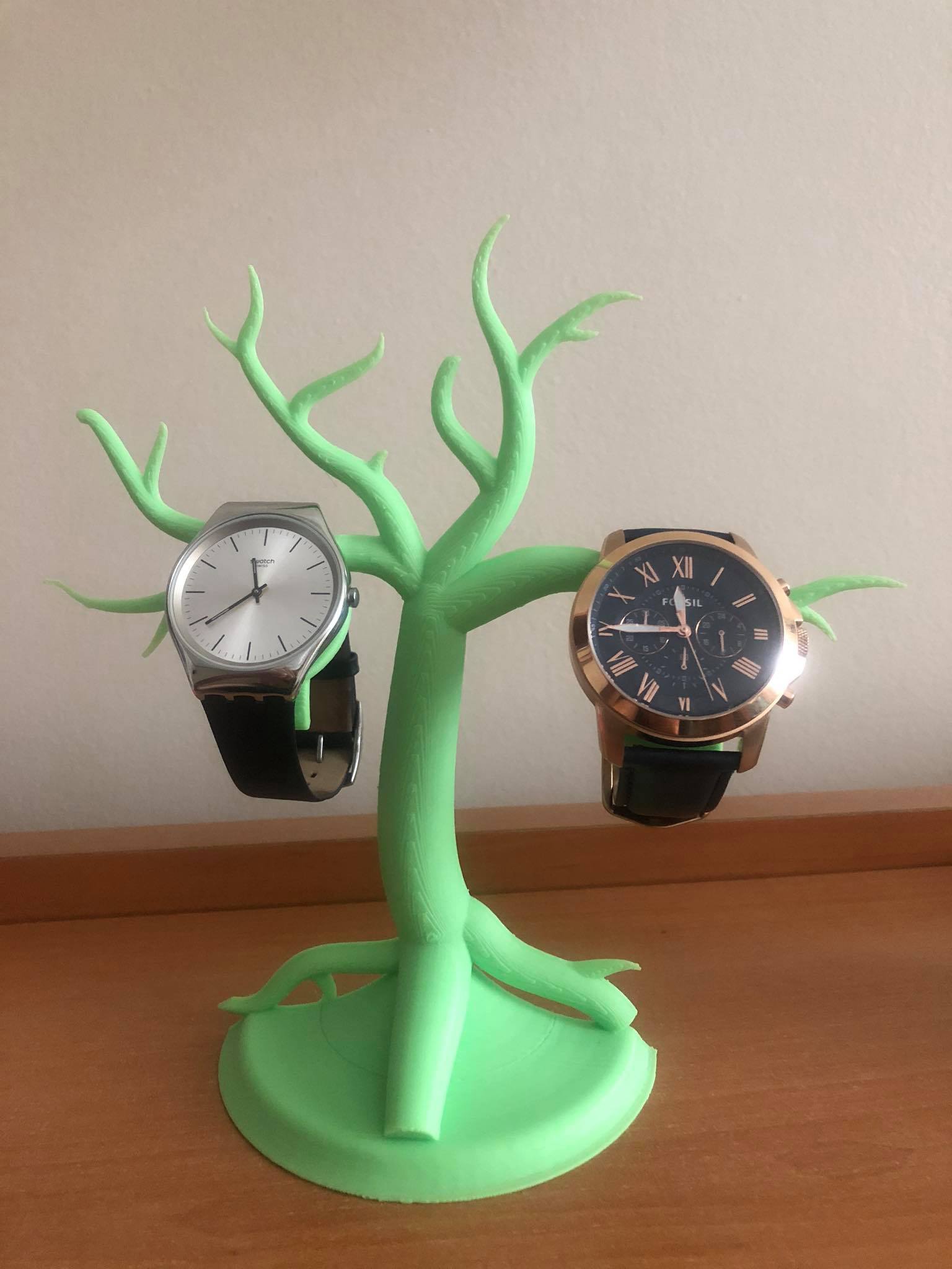 3D Printable Watch stand by Hartvik Line