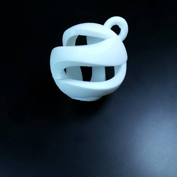 3D Printable Bauble by Lee Besley