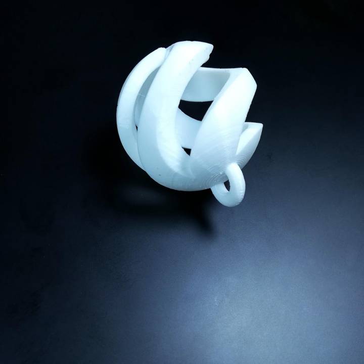 3D Printable Bauble by Lee Besley