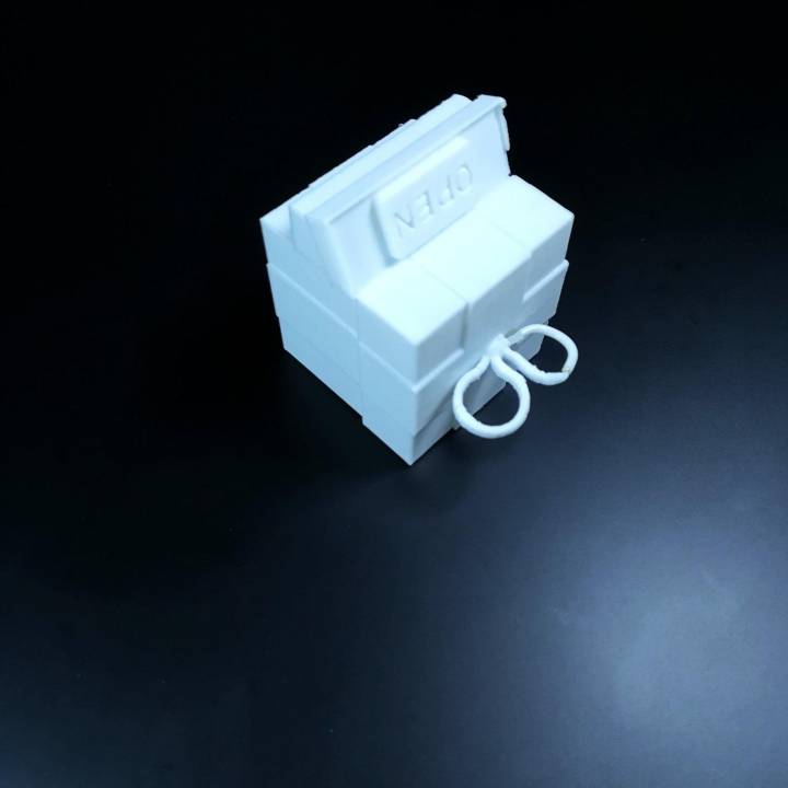 3D Printable Modern Present by Joel Graber