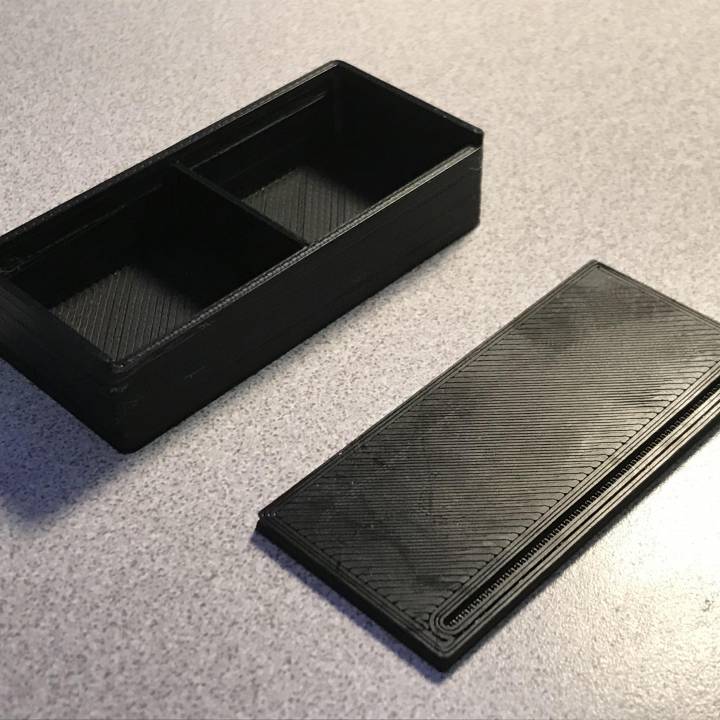 3D Printable Simple Sliding Box 2 compartments by MaZZZZi