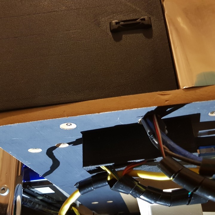 3D Printable Mountable Raspberry Pi 3 Case by Hiruna Wijesinghe