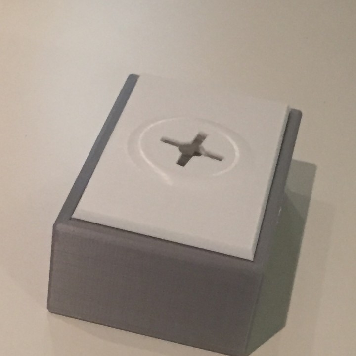 3D Printable Lock Box Simple by Evan Johannigman