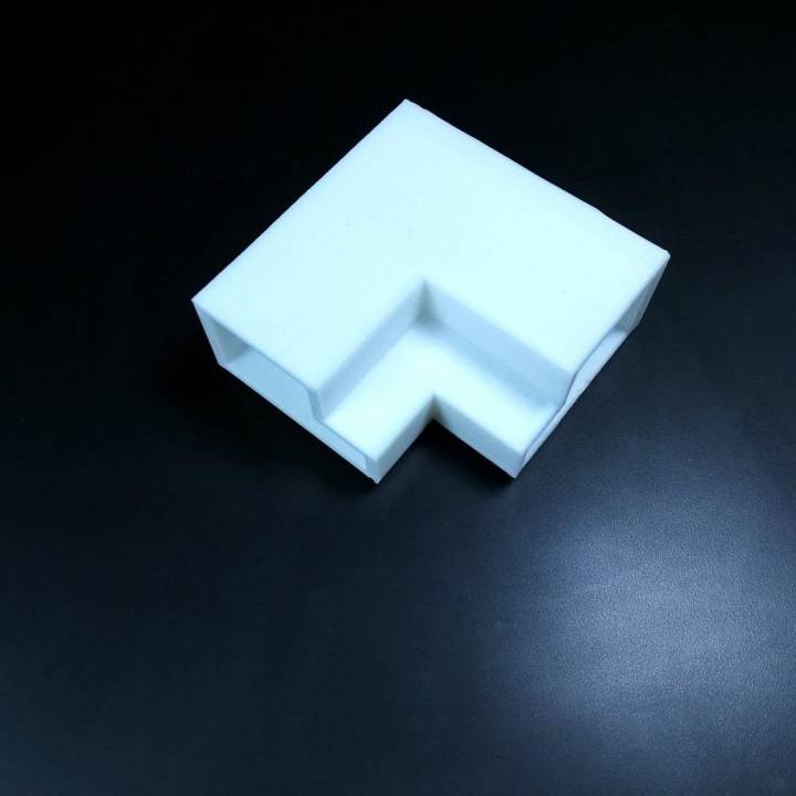 3D Printable angle de cadre by Regis Colin