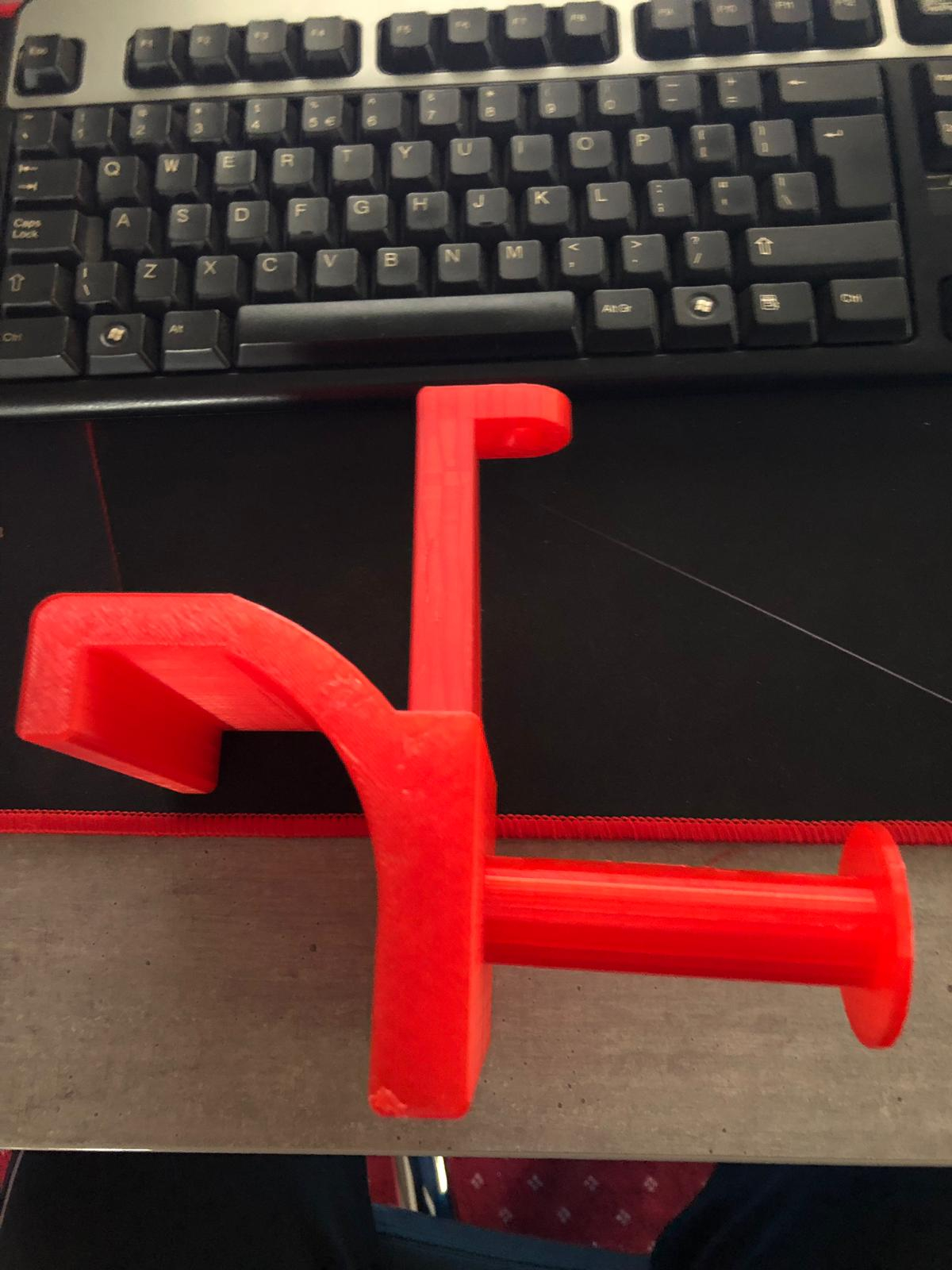 3D Printable Spool Holder for FlashForge Finder by Charles Arndt