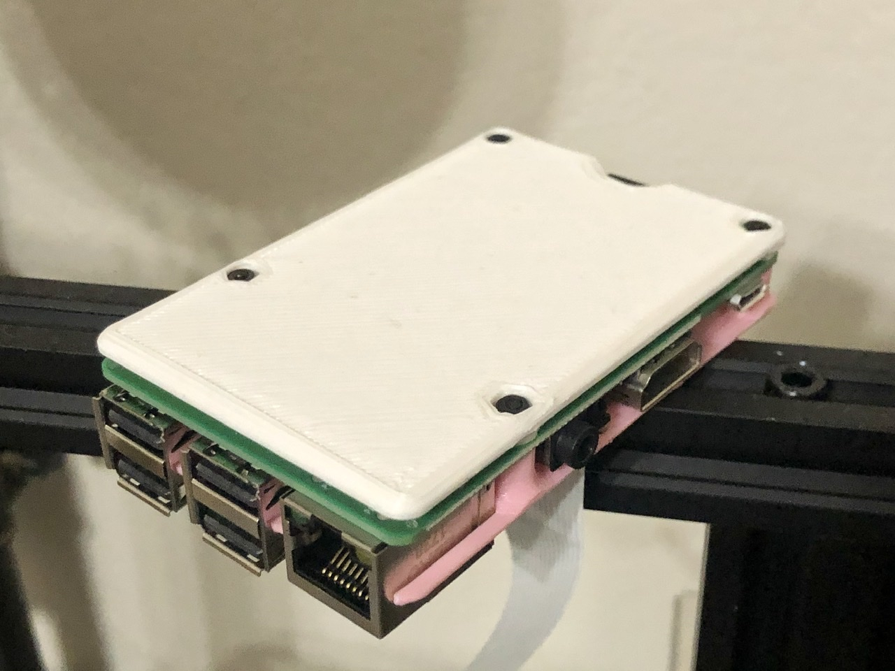 3D Printable Raspberry Pi 3 Case by Adam Draper