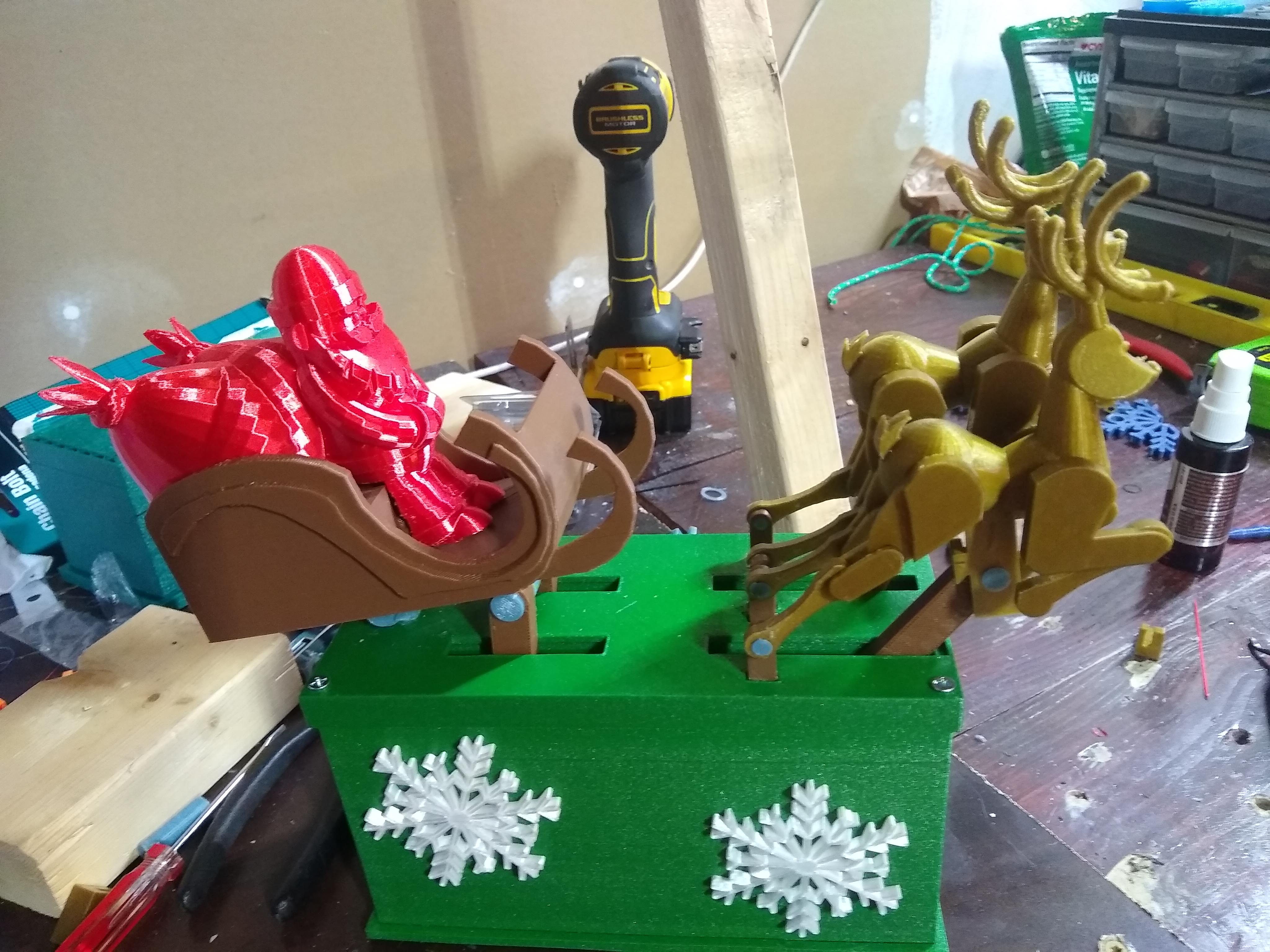 3D Printable Santa Claus Reindeer Automata by Fasya Daud