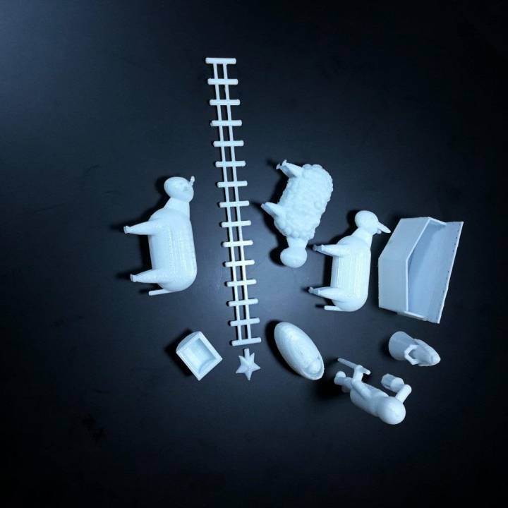 3D Printable Christmas Crib by Caro Aulenbacher