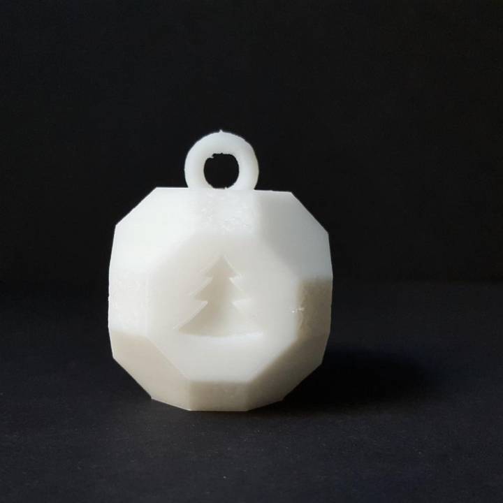 3D Printable Christmas Ornament by Naunihaal