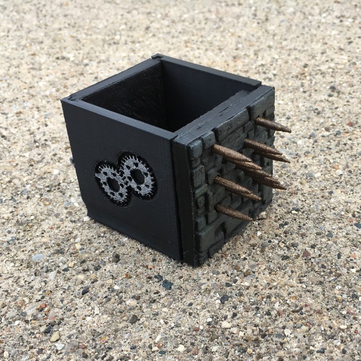 3D Printable Miniature Sliding Spike Trap by Arthur Melander