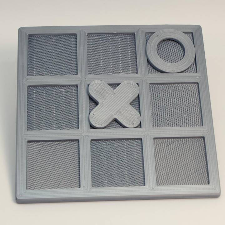 3D Printable Simple Tic-Tac-Toe game by Banansplitt