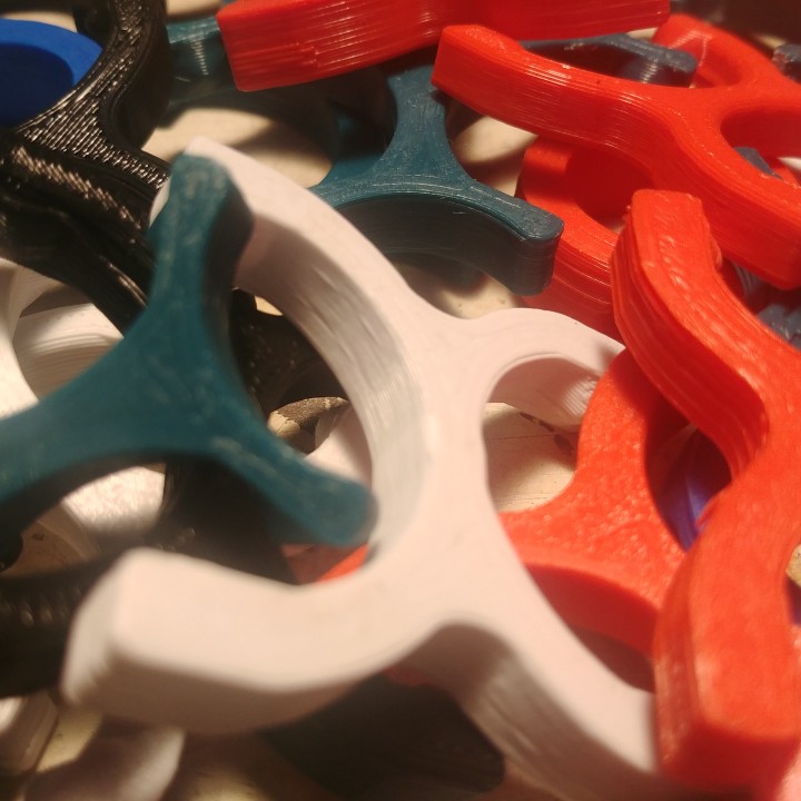 3D Printable Universal Joint Building Blocks by Ezra Kasten