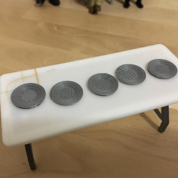 3D Printable Plastes (1:18 scale) by Adrian Herbez