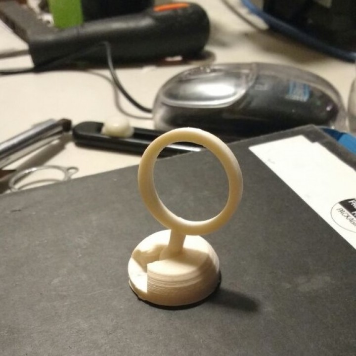 3D Printable Phone ring by Matias Cirillo