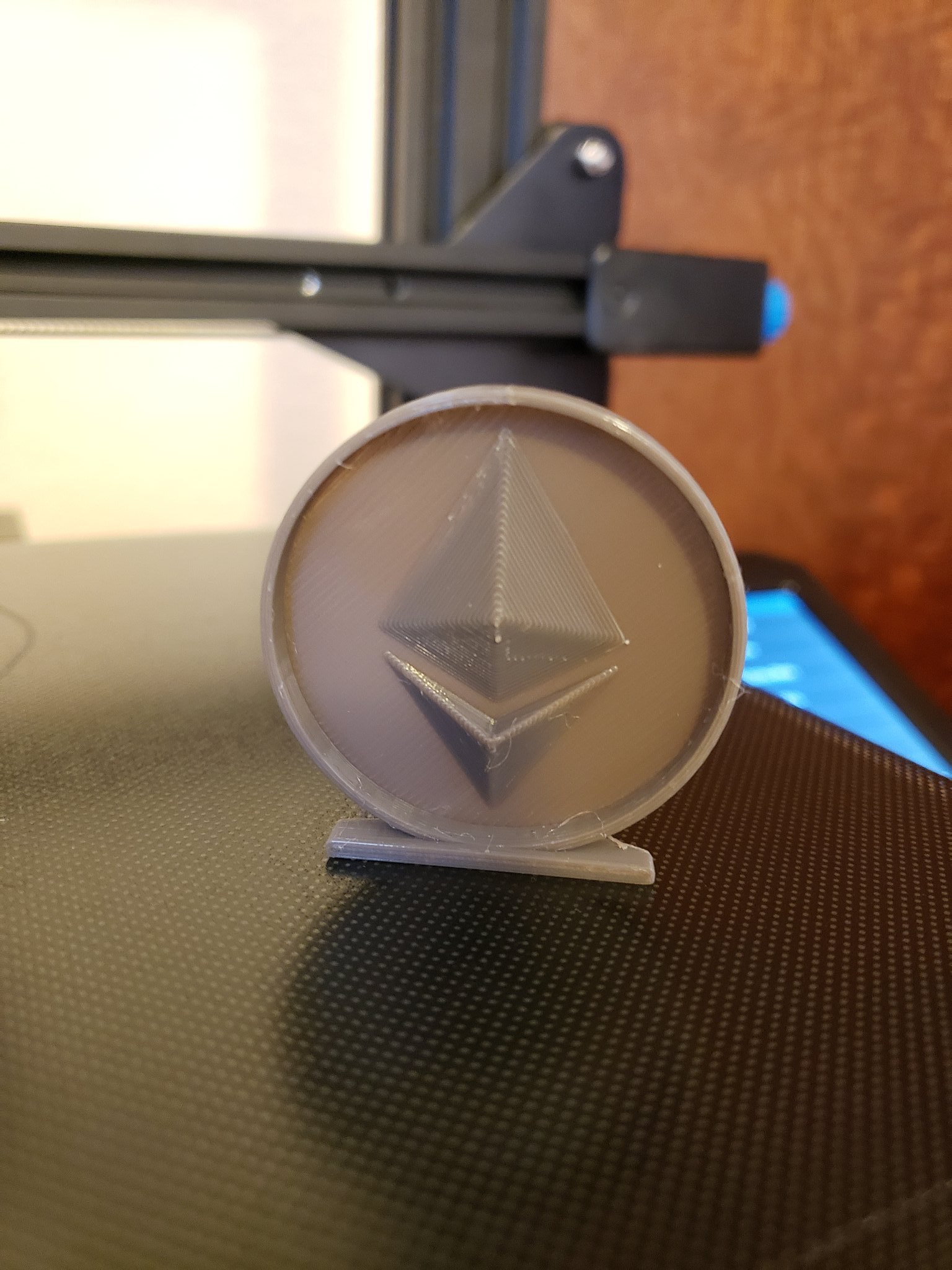 3D Printable Ethereum Coin With Base by MaZZZZi