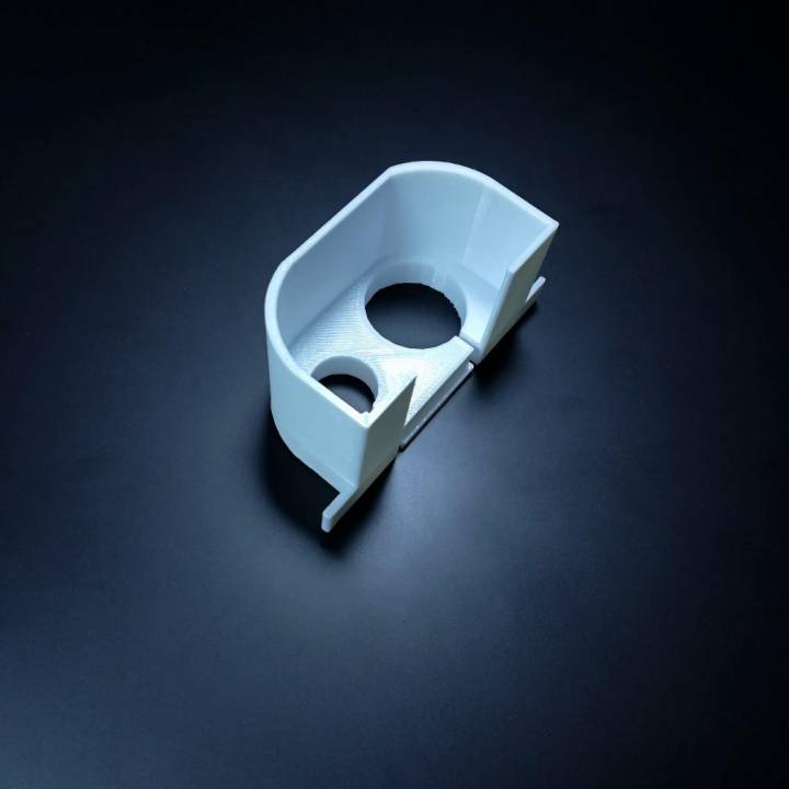 3D Printable USB shelf for cars by Bob Johnson