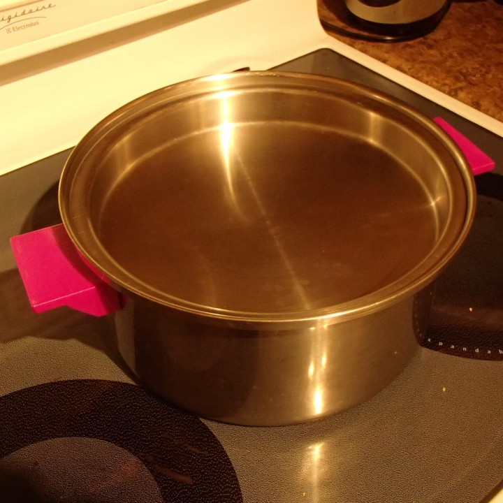 3D Printable Pot Handle by Louis Dionne