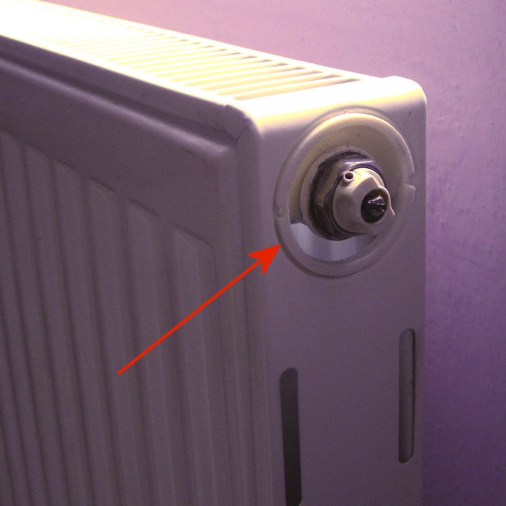 3D Printable Cover Holder for Steel Panel Radiators by Vaclav Krmela