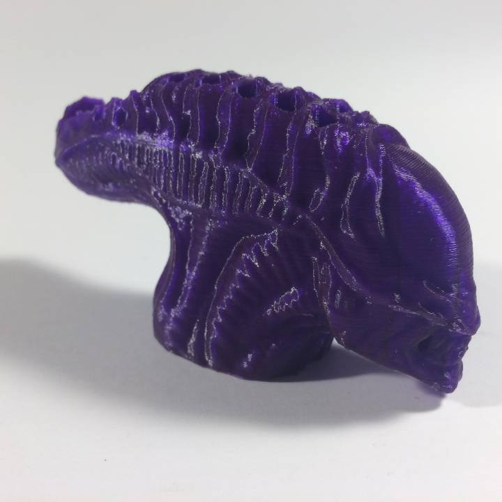3D Printable alien pen holder by Moreno Ted