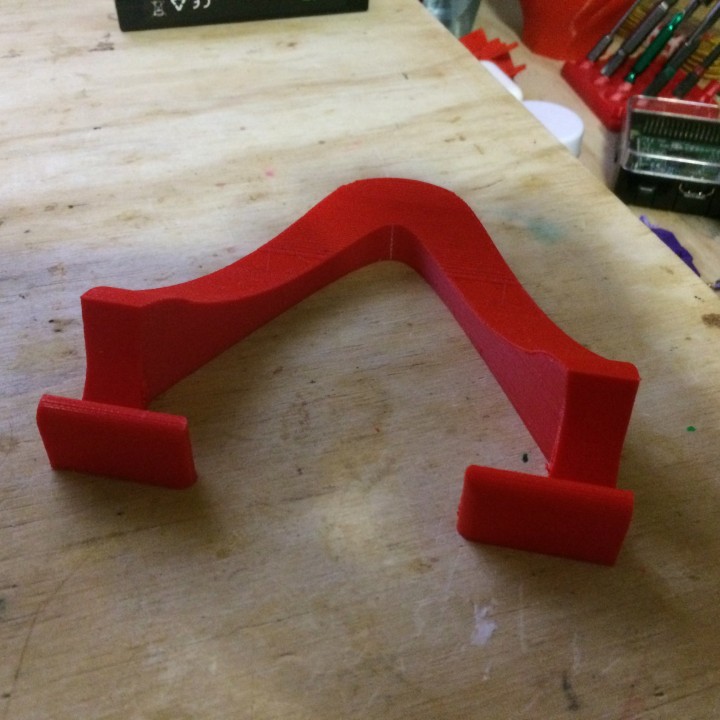 3D Printable Tablet with case stand by thom lamourine