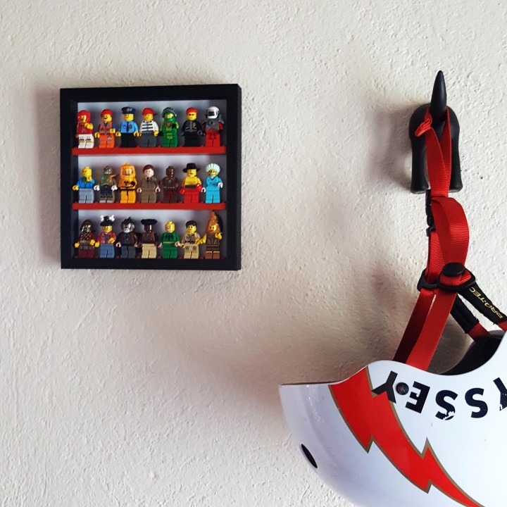 3D Printable Lego figure photo frame shelve. by Darren Furniss