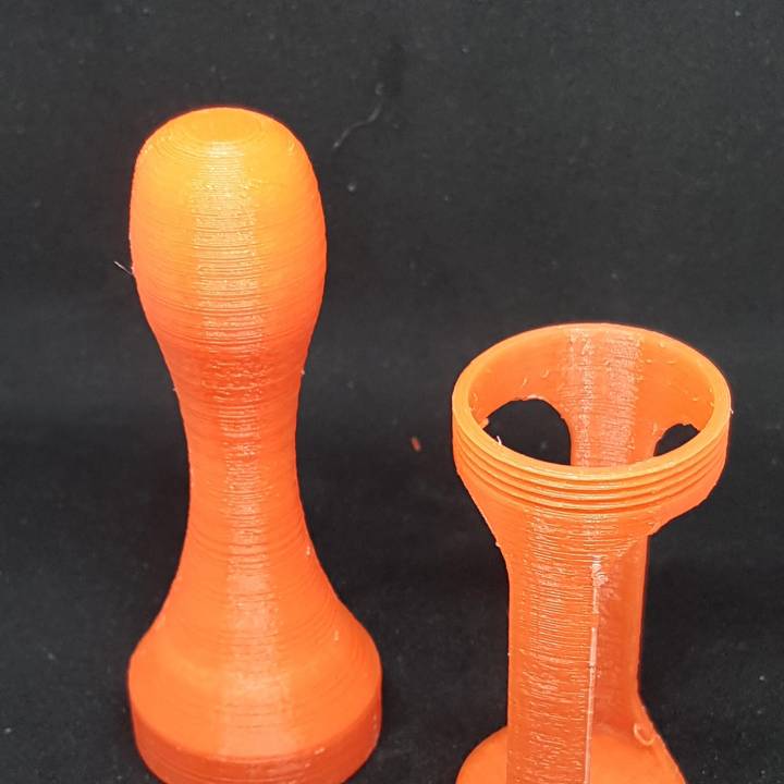 3D Printable Can Maracas by Bertan Atamer
