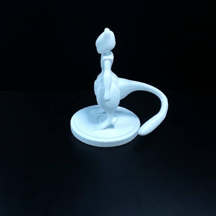 3D Printable Mewtwo by R3D Art Studios
