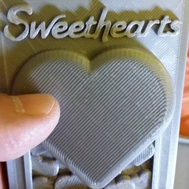 3D Printable Sweethearts candy Box by Victor Vazquez