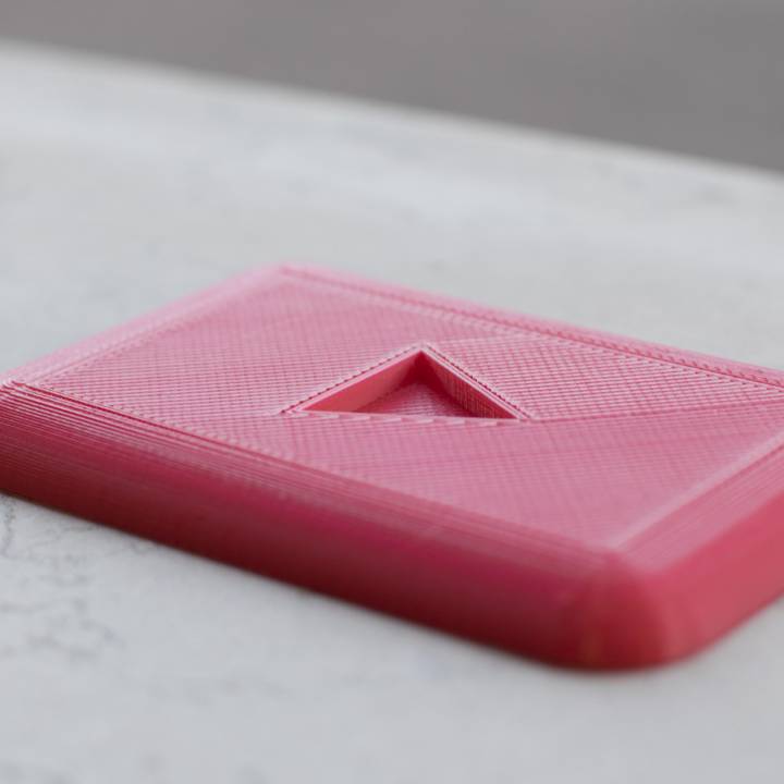3D Printable Youtube play button V4 and its better! by Julian Lauritzen