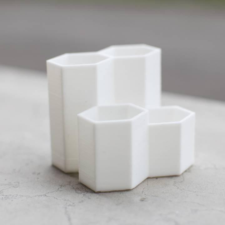 3D Printable Desk Caddy by Matthew Kaye