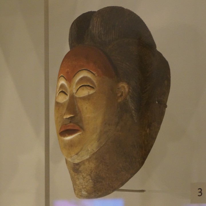 3D Printable Egungun mask by Scan The World