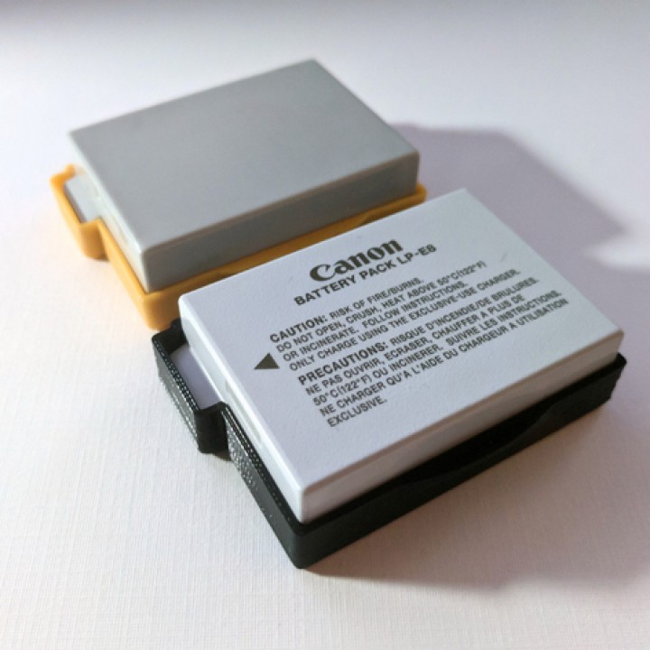 3D Printable Canon Camera Battery Cover by Emre