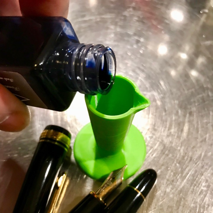 3D Printable Fountain Pen Ink Cup by Jack Zimmermann
