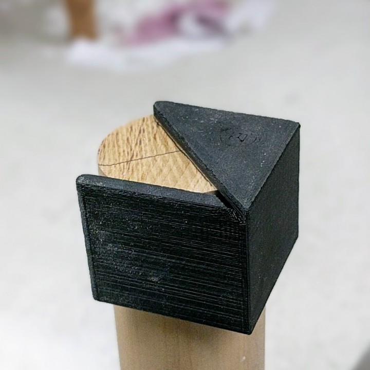 3D Printable center finding jig by Rich Williams