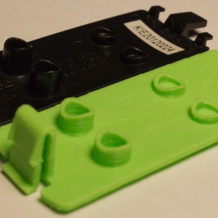 3D Printable Samsung TV Remote Battery Cover by Lukas Hölscher