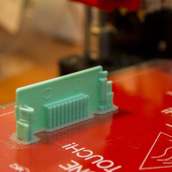 3D Printable Samsung TV Remote control Battery lid by Federico